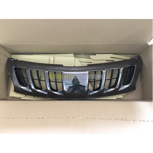 Genuine Mitsubishi Grille Assy Radiator 7450B108